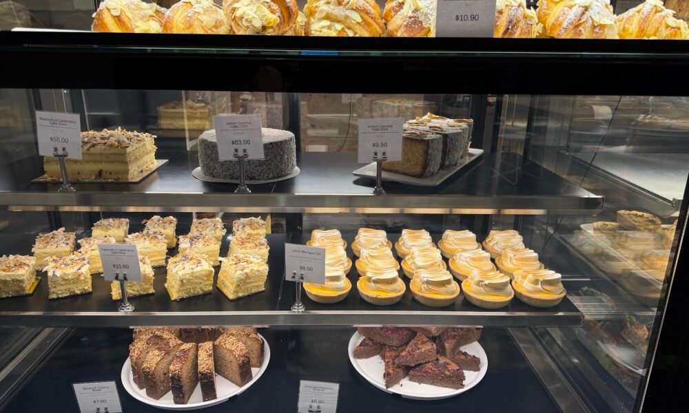 Meet Anthony Pullen Shaw: Everything About Angela Lansbury’s Son ...