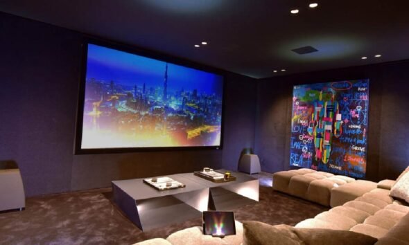 Meet Anthony Pullen Shaw: Everything About Angela Lansbury’s Son ...